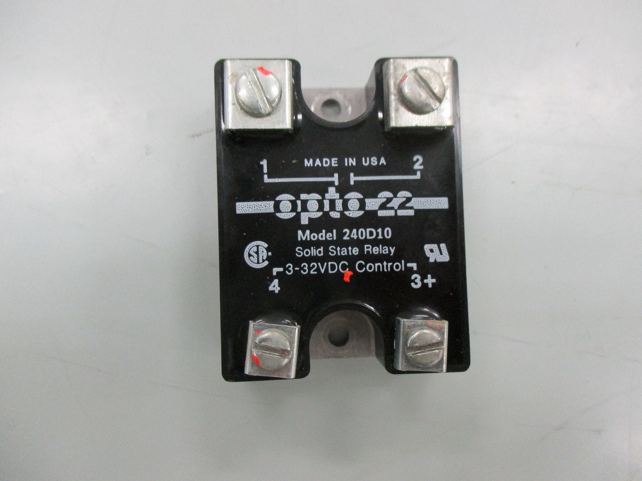 Solid State Relay 3-32VDC Control)MODEL:240D10) OPTO 22(240D10) | PARTS Initiative