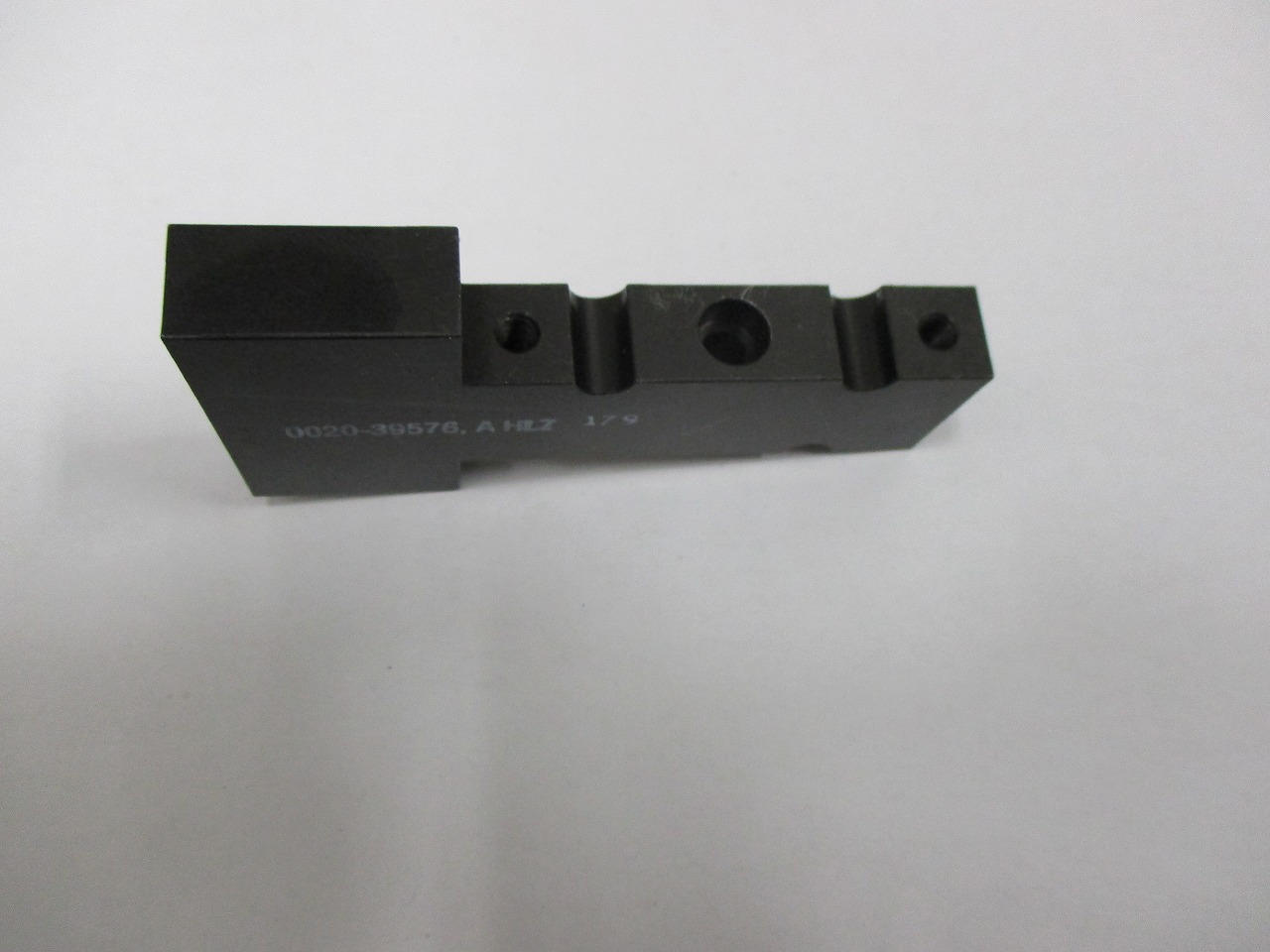 BRACKET,RACEWAY GASLINE CLAMP(0020-39576) | PARTS Initiative