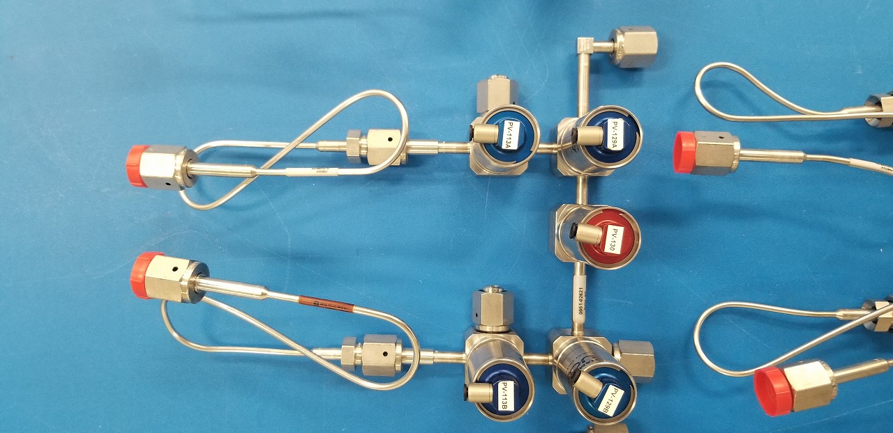 Ultra High Purity Valves High Temperature Assy HM30 - High Temp. Med ...